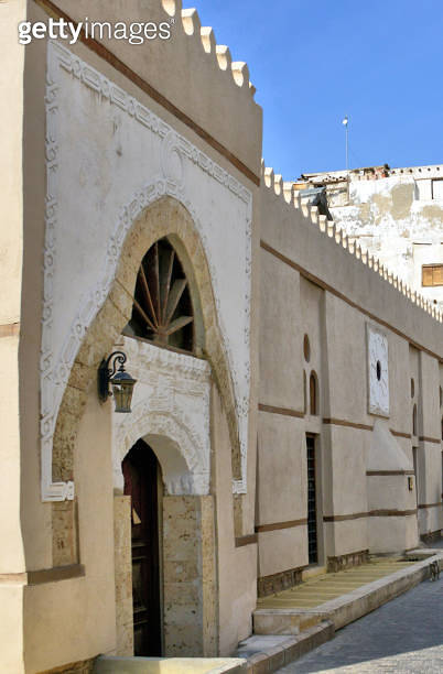 Al Balad district - Al Shafi Mosque entrance, framed by coral stone ...