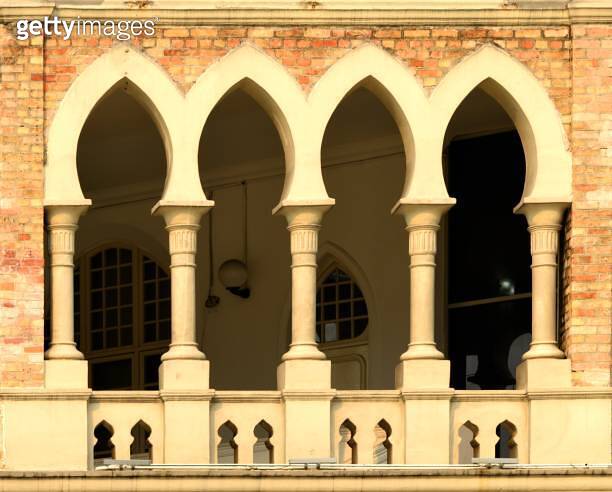 Old General Post Office, lancet arches - colonial architecture on ...