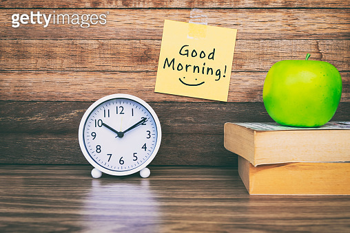 Good morning greeting on sticky notes 이미지 (1153014141) - 게티이미지뱅크