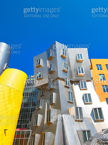 Ray and Maria Stata Center by architect Frank Gehry built for the ...