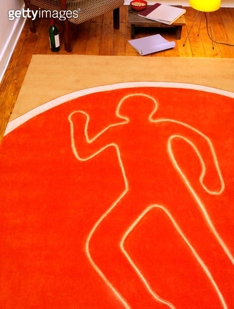 Chalk outline on carpet (1195957406) - 게티이미지뱅크