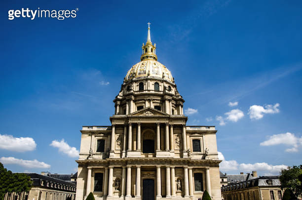Les Invalides Hospital And Napoleon's Tomb (1175745768) - 게티이미지뱅크