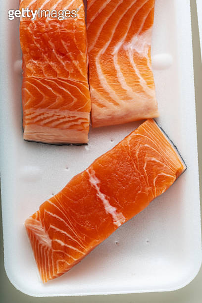 fresh salmon, cut into pieces and ready for cooking. fish cutting 이미지 ...