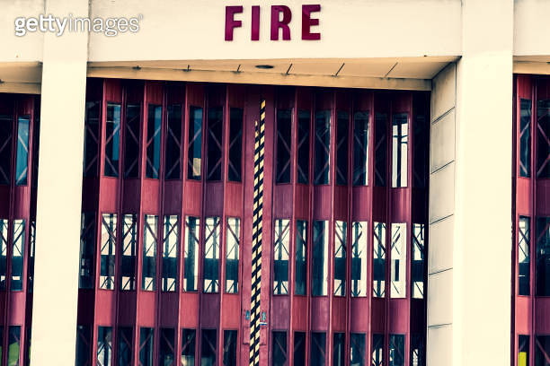 Front elevation of a municipal fire station (1153939668) - 게티이미지뱅크
