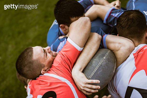 Aggressive rugby match! 이미지 (1157724003) - 게티이미지뱅크