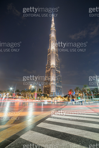 Awesome night view of crosswalk and the Burj Khalifa Tower (1192003817 ...