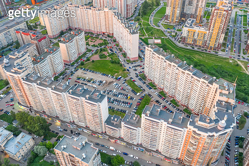Residential area multi-storey high-rise buildings to the horizon, the ...