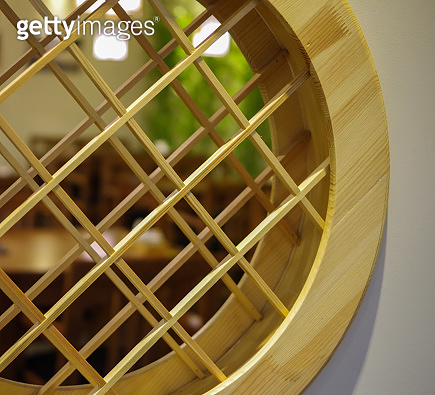 Round traditional bamboo window frame 이미지 (1158534581) - 게티이미지뱅크