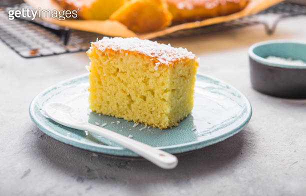 Revani. sweet semolina pastry, traditional turkish dessert 이미지 ...