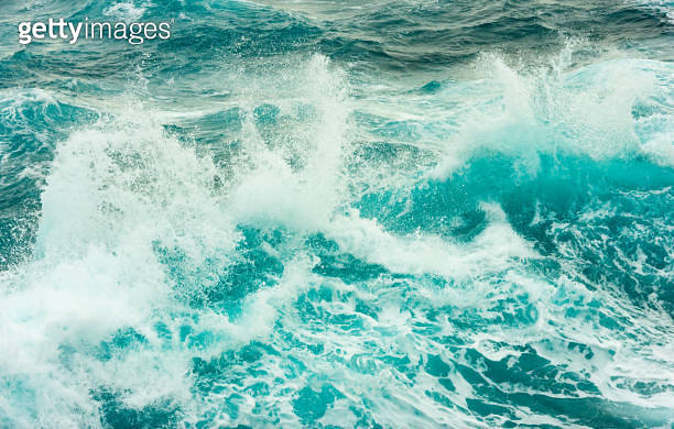 Rough Sea Waves in the Pacific Ocean by Maui Hawaii 이미지 (1186988352 ...