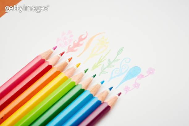 Nine multicolored pencil crayons draw little flowers 이미지 (1167927190 ...