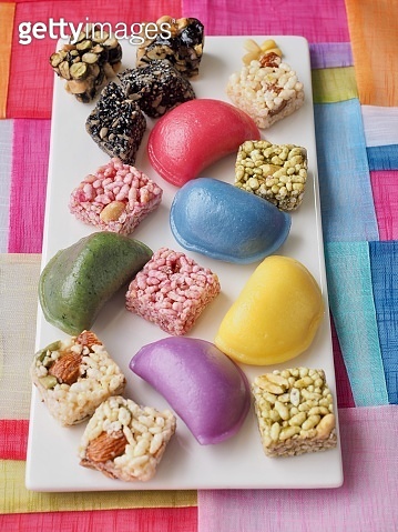 Korean food Songpyeon, half-moon-shaped rice cake, Sweet Rice Puffs ...