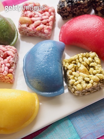 Korean food Songpyeon, half-moon-shaped rice cake, Sweet Rice Puffs ...