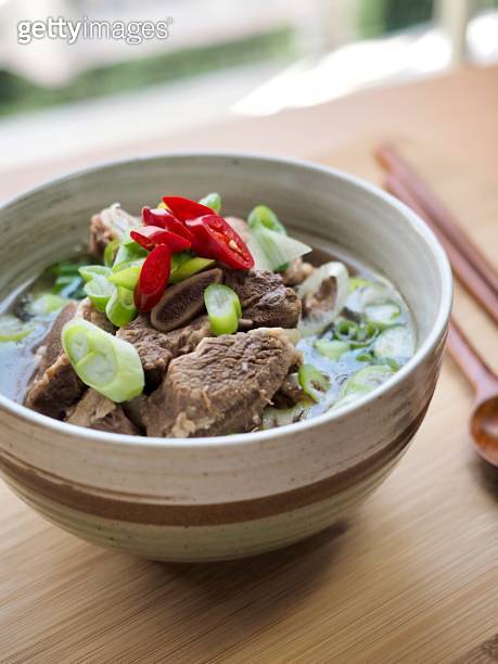 Korean traditional food Galbi-tang, Short rib soup (1176446692) - 게티이미지뱅크