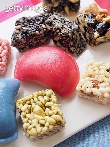 Korean food Songpyeon, half-moon-shaped rice cake, Sweet Rice Puffs ...
