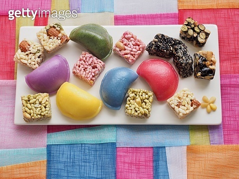 Korean food Songpyeon, half-moon-shaped rice cake, Sweet Rice Puffs ...