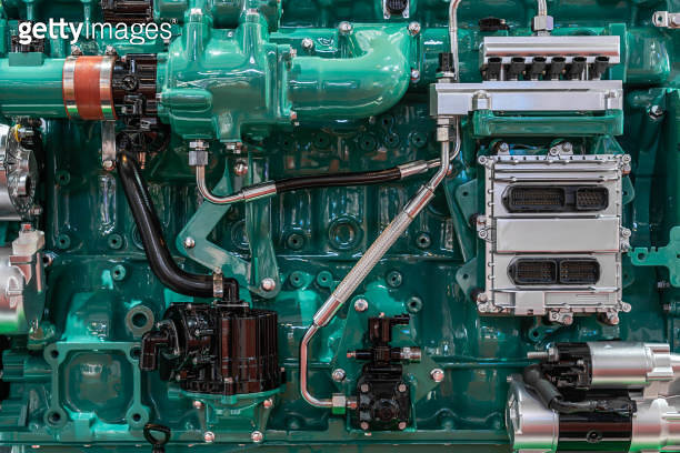 Large Diesel Engine Partial Close-up 이미지 (1172222338) - 게티이미지뱅크