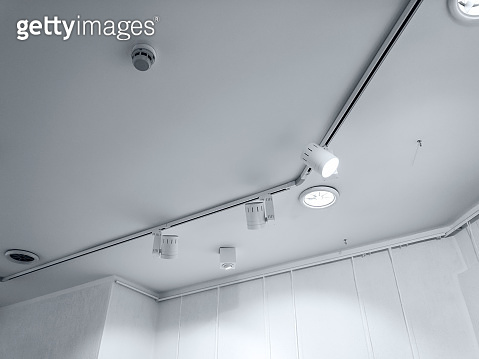 bright spotlights on exhibition hall. row of halogen lights 이미지 ...