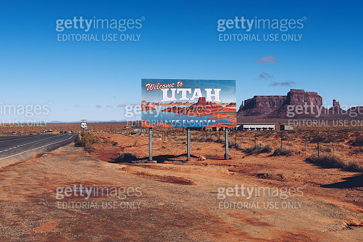 Welcome to Utah State Sign along US-163 near Monument Valley ...
