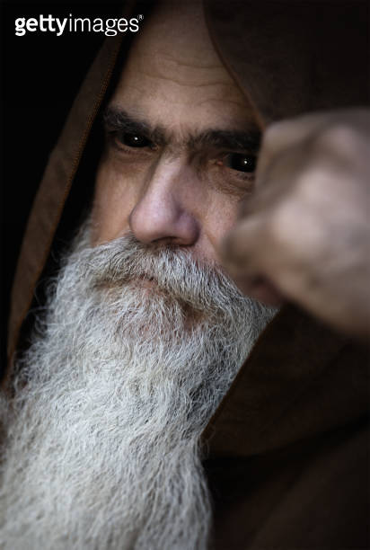 scary death old man watching you 이미지 (1178501268) - 게티이미지뱅크