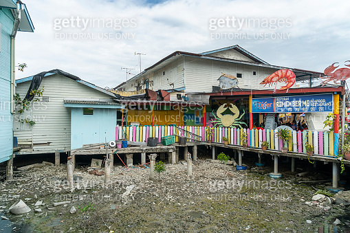 the houses in Bulau Ketam island (1128668684) - 게티이미지뱅크