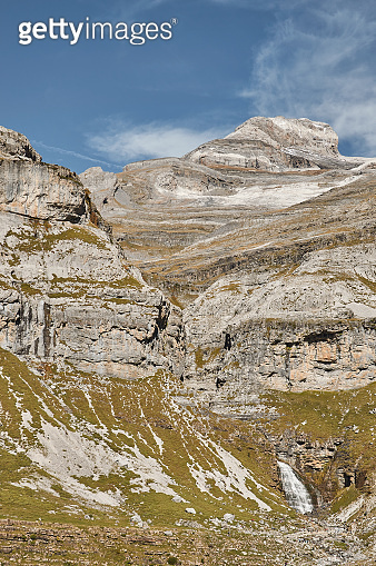 The peak of the Cylinder and the horsetail waterfall seen from the ...