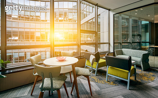 Rest area in the office 이미지 (1164519892) - 게티이미지뱅크