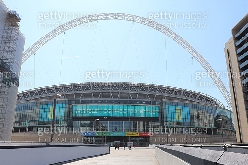 Wembley Stadium - View from outside the stadium 이미지 (1174476441) - 게티이미지뱅크