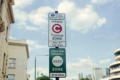 Ultra Low Emission Zone and Congestion Charging Zone signs in London ...