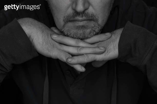 Body language. Head rests on hands clenched together. 이미지 (1284047789 ...