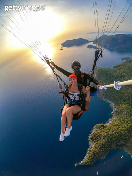 Paragliding pilot with customer. Tandem paragliding. 이미지 (1283820809 ...