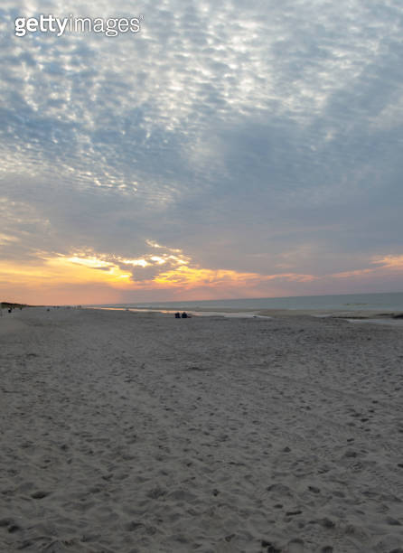 Dramatic Morning Sky at Smith Point County Park, Long Island NY 이미지 ...