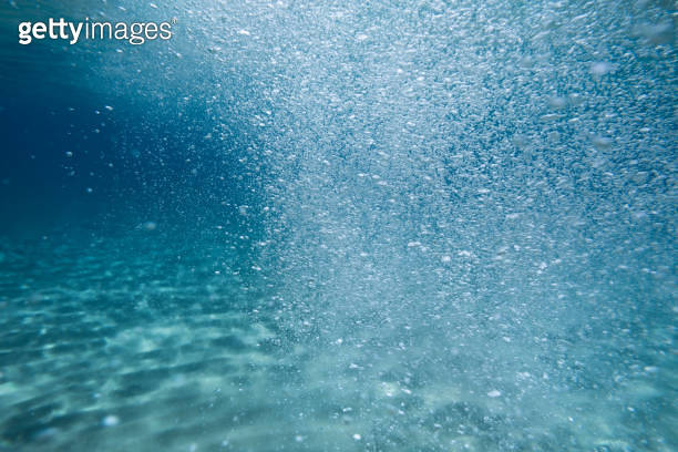 Underwater Splash 이미지 (1215633048) - 게티이미지뱅크