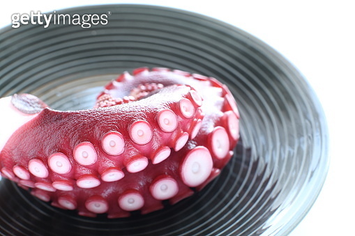 Japanese food, boiled octopus on dish 이미지 (1216893277) - 게티이미지뱅크
