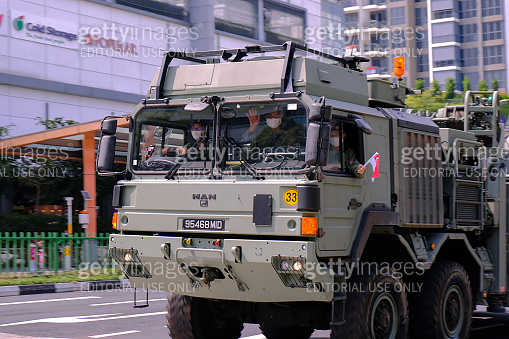 Singapore Mobile Column military parade travelling through Yishun ...