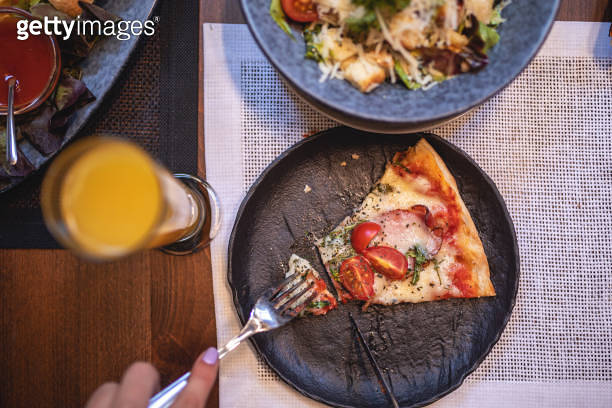 Ready to take first bite 이미지 (1255786038) - 게티이미지뱅크