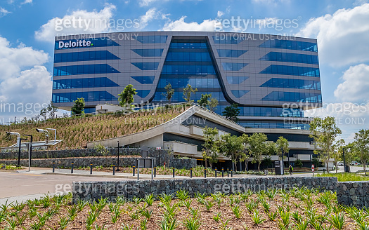 Deloitte building Waterfall City with landscaping 이미지 (1213714612) - 게티 ...