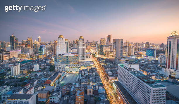 Night view Cityscape business district makkasan district ,baiyok tower ...