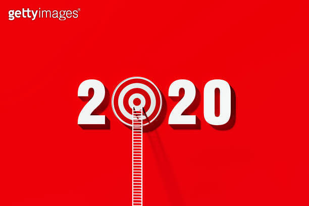 White Ladders Leaning on 2020 Target on Red Wall 이미지 (1289803307) - 게티이미지뱅크