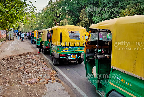 Autos are in queue at Kota railway station during coronavirus (COVID 19 ...