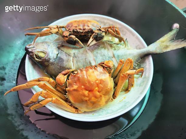 fish and crabs in cooking 이미지 (1283170199) - 게티이미지뱅크