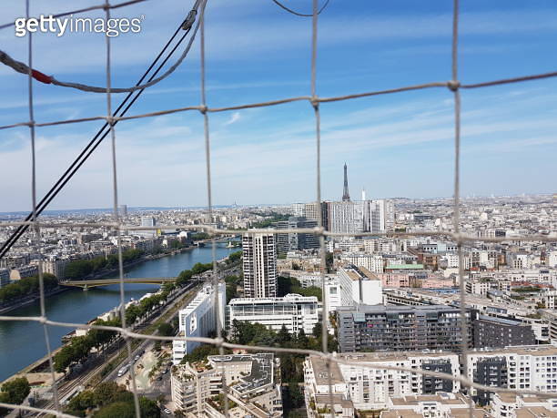 Paris seen from above - July 2020 이미지 (1258027245) - 게티이미지뱅크