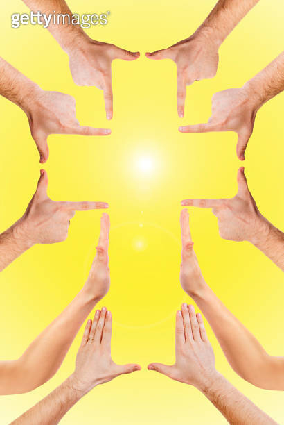 hands making cross symbol, religious sign on yellow sun light 이미지 ...
