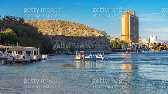 Water Taxis on the Colorado River in Laughlin, Nevada 이미지 (1208673065 ...