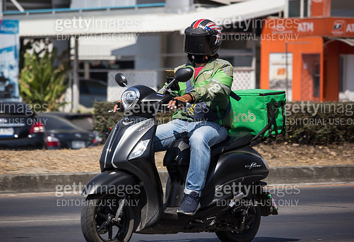 Delivery service man ride a Motercycle of Grab Food 이미지 (1210480854 ...