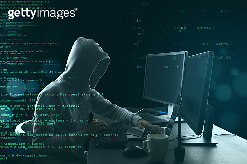 Hacker using computer with html code. 이미지 (1226291831) - 게티이미지뱅크