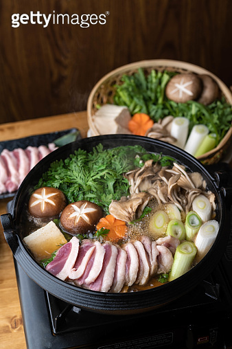 Kamo-Nabe, japanese hot pot with duck 이미지 (1289069146) - 게티이미지뱅크
