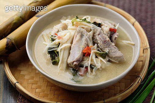 Local Thai food, Fermented bamboo shoot spicy soup with pork 이미지 ...