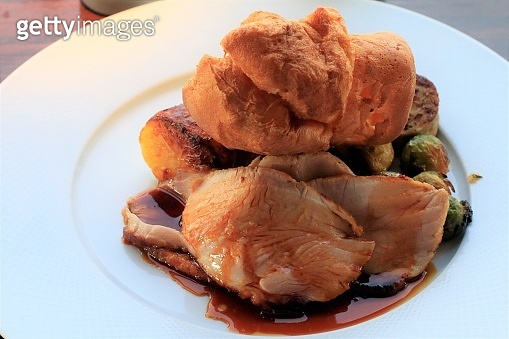 Roast Turkey with Yorkshire Pudding in London, England 이미지 (1211148947 ...