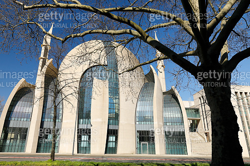 Central Mosque in Cologne, Germany 이미지 (1216195805) - 게티이미지뱅크
